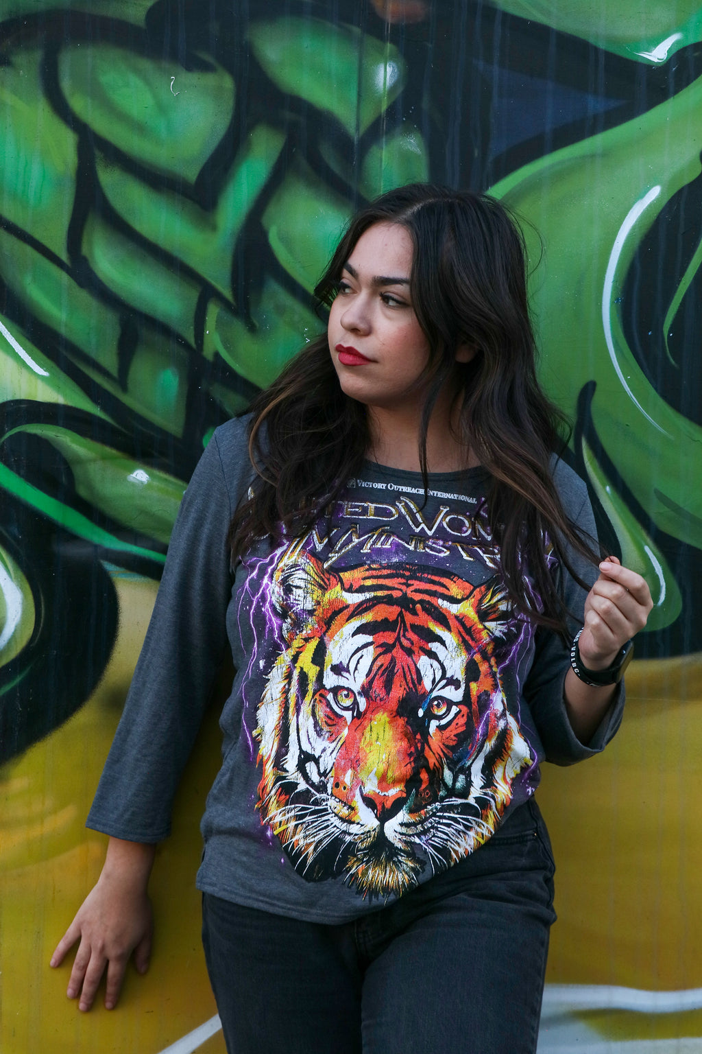 UWIM Tiger Tee Long-Sleeve – Vision International Store